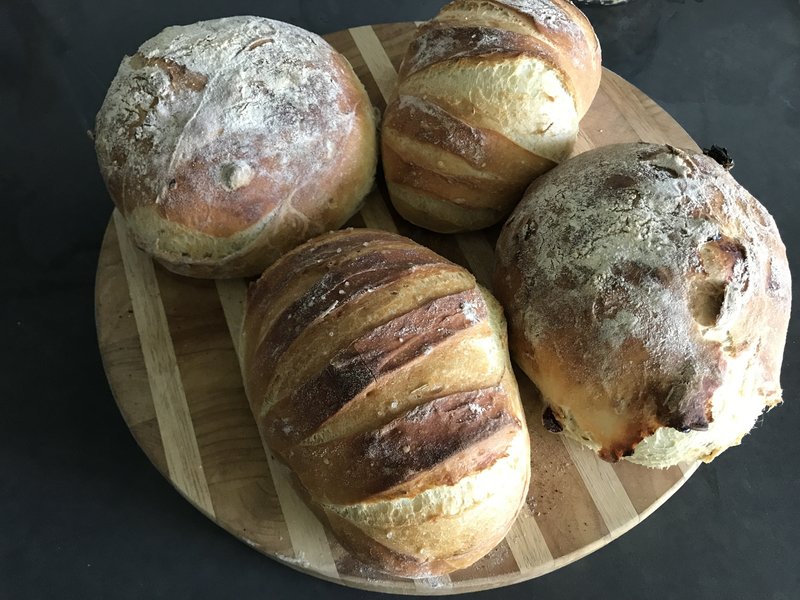 Bake warm, homemade bread - Weston Norwood - Simbi